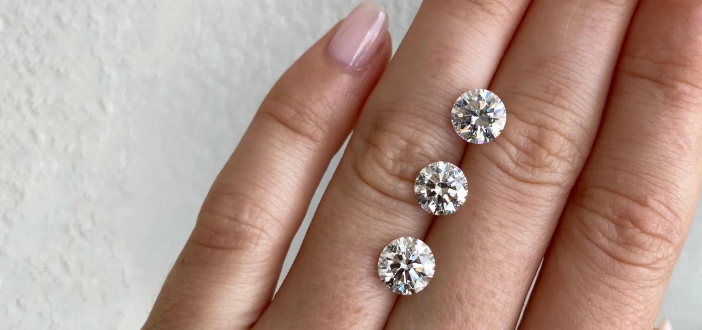 Choosing a Center Stone: Natural Diamond, Lab-Grown Diamond or ...