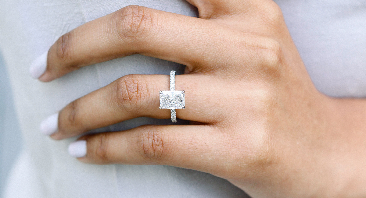 The Pros, Cons & Style of Elongated Radiant Cut Diamond Rings ...