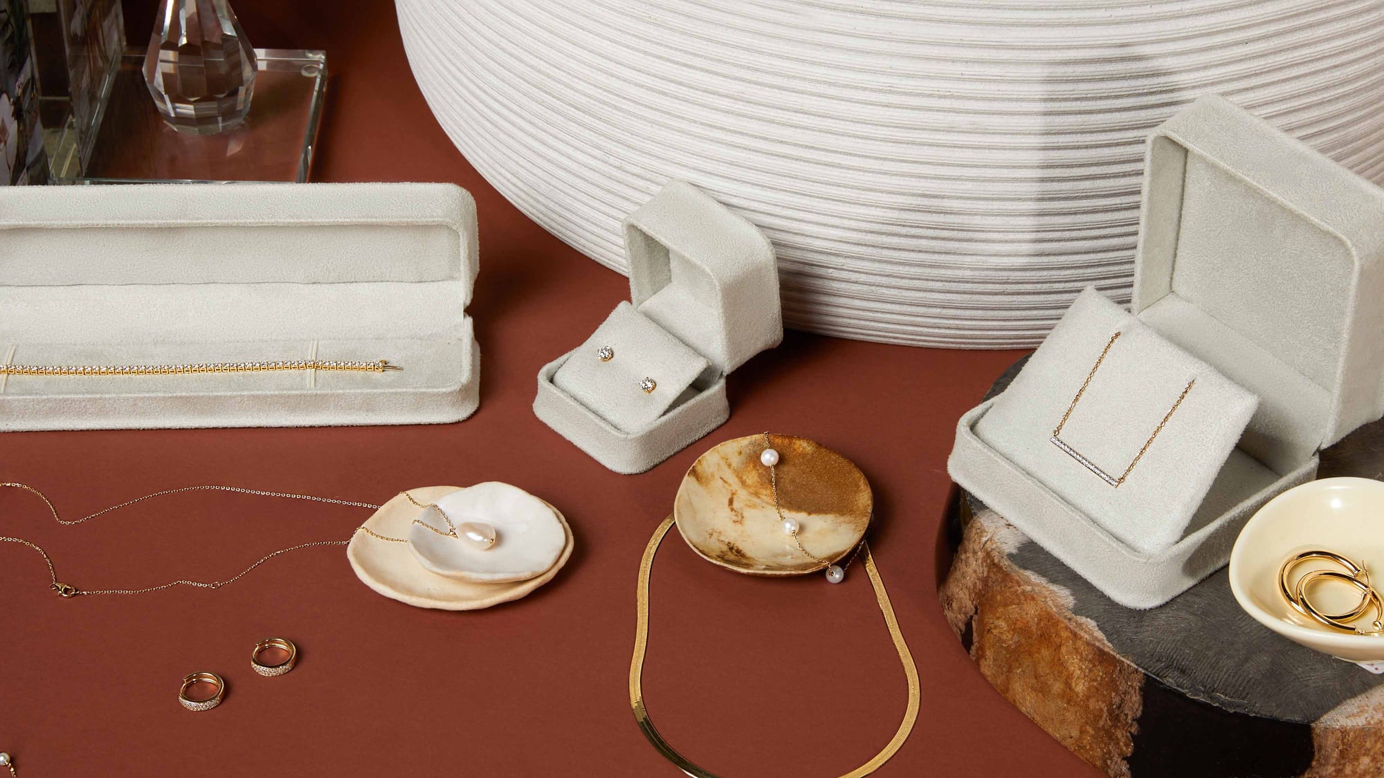 5 Timeless Jewelry Pieces Every Wardrobe Needs - Diamonds by Monet